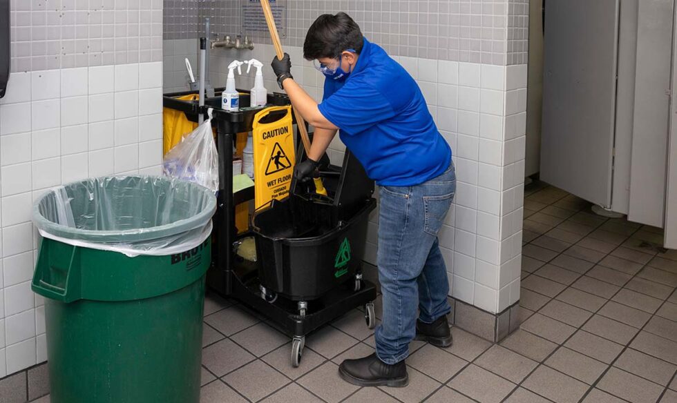 7 Types of Jobs You Will Find in the Large Facility Cleaning Industry