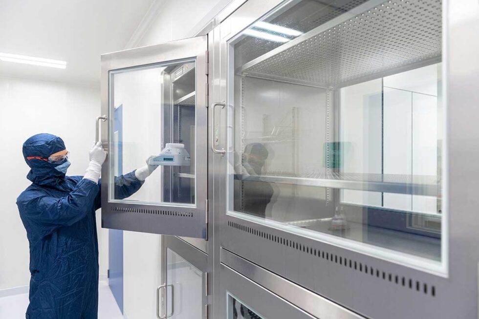 What is a Cleanroom? Understanding Cleanroom Classifications and Their ...